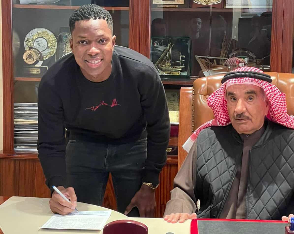 (FOTO) Jerry León jugará en el Al Yarmouk de Kuwait | Studiofutbol