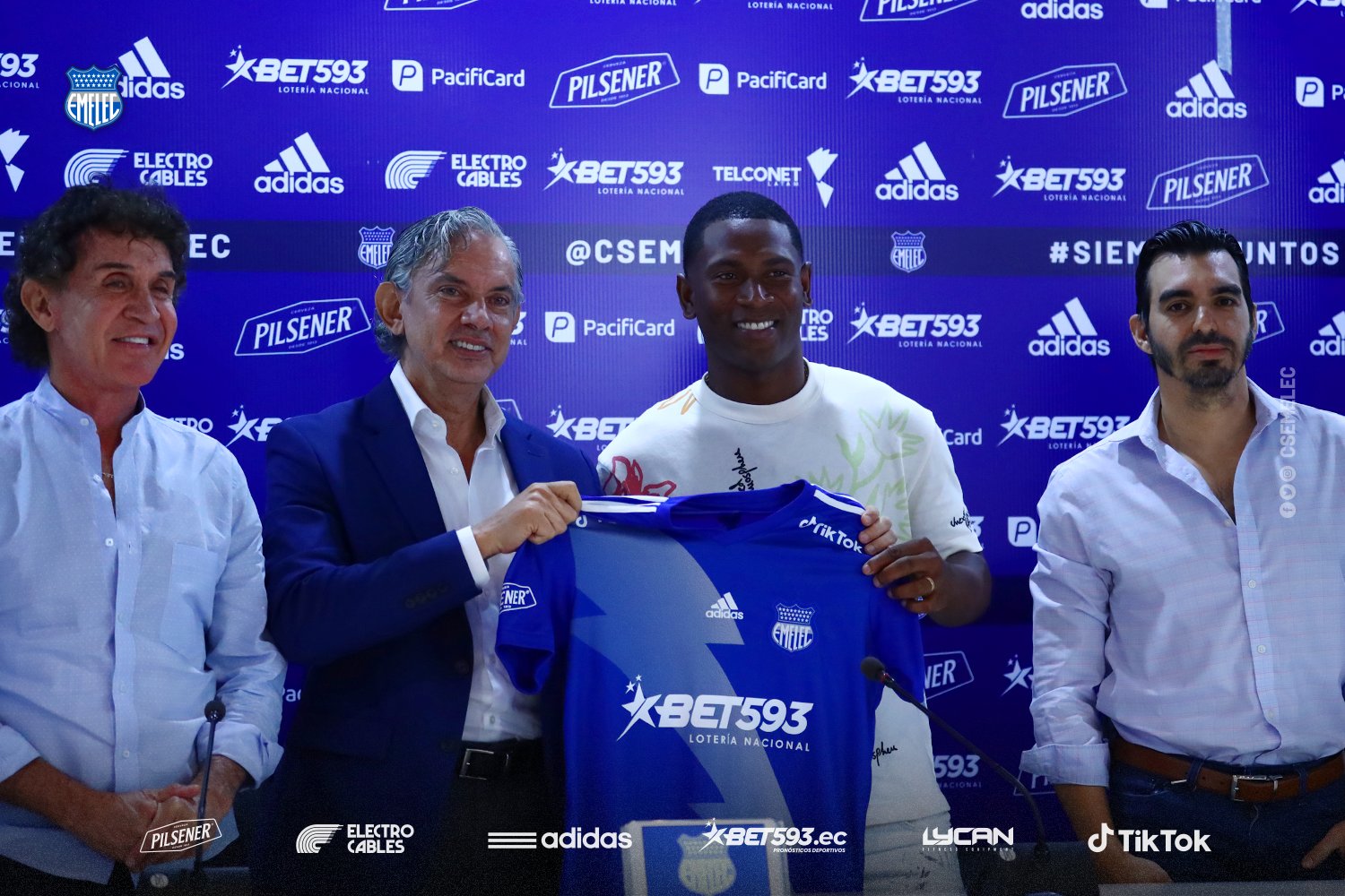 'Cuco' Angulo y su regreso a Emelec: "Tomé la mejor decisión. Esto no ...