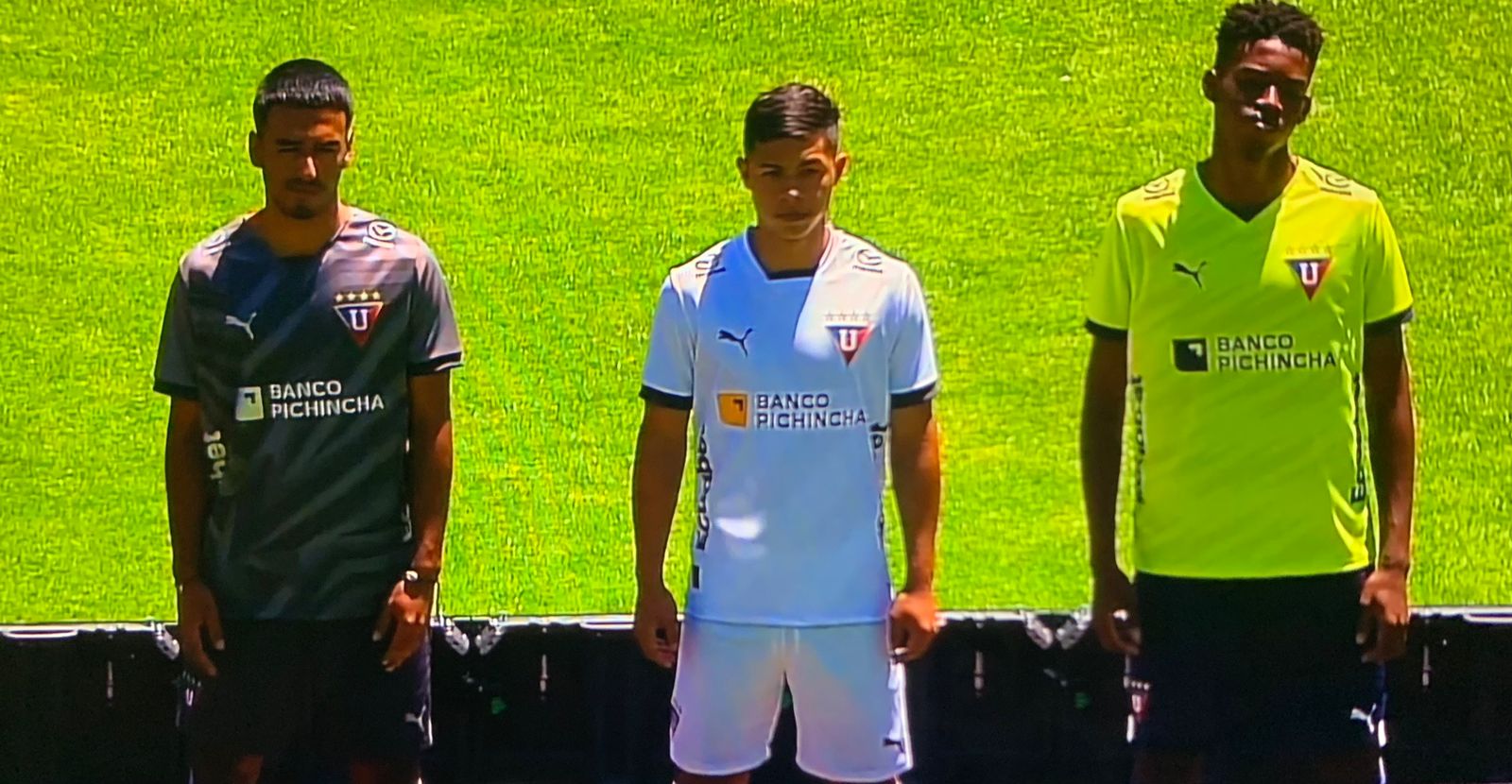 OFICIAL: LDU presentó las nuevas indumentarias para el 2023 | Studiofutbol
