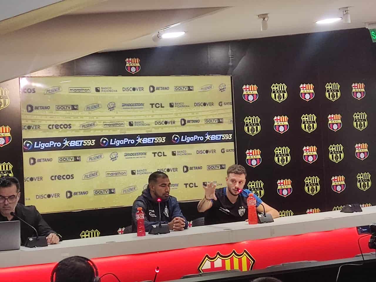 Anselmi y la jugada de Adonis Preciado: "Si había intención de pegar ...