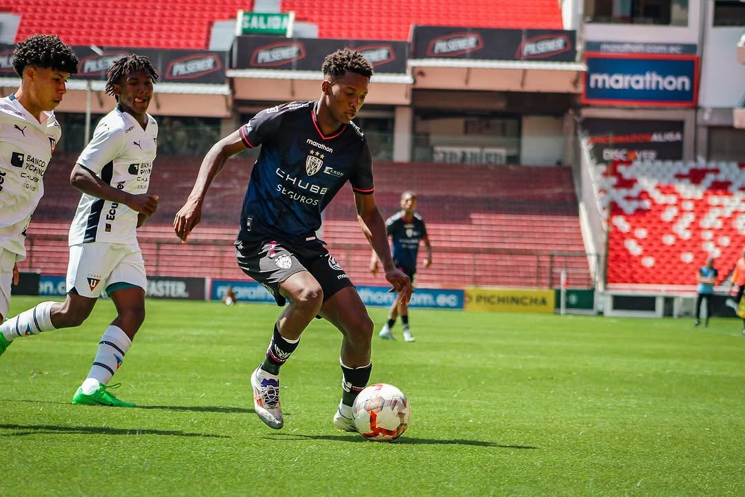 Johan Martínez, la joya de IDV que estaría en la mira de gigantes ...
