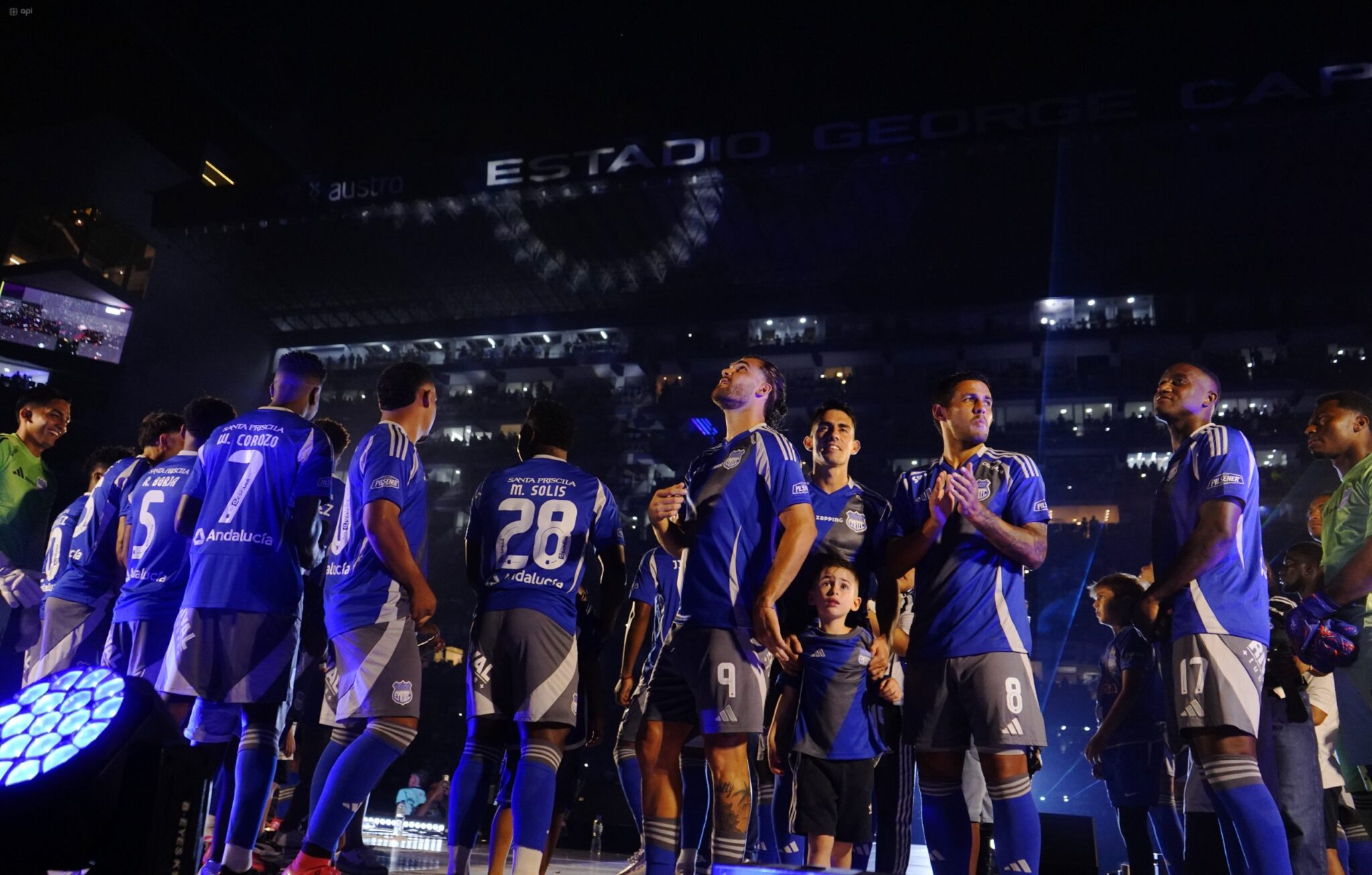 CON 4 DEBUTANTES: El posible once de Emelec para recibir a Delfín en la ...