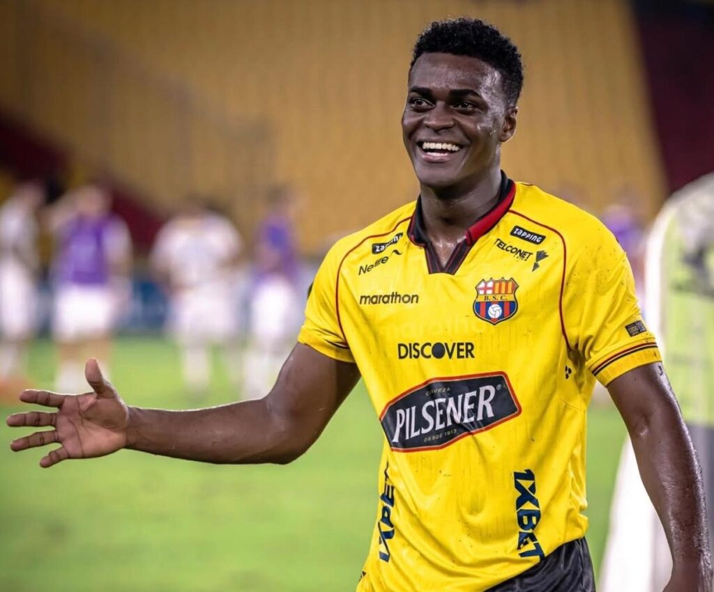Clubes brasileños tienen en la mira a Álex Rangel | Studiofutbol